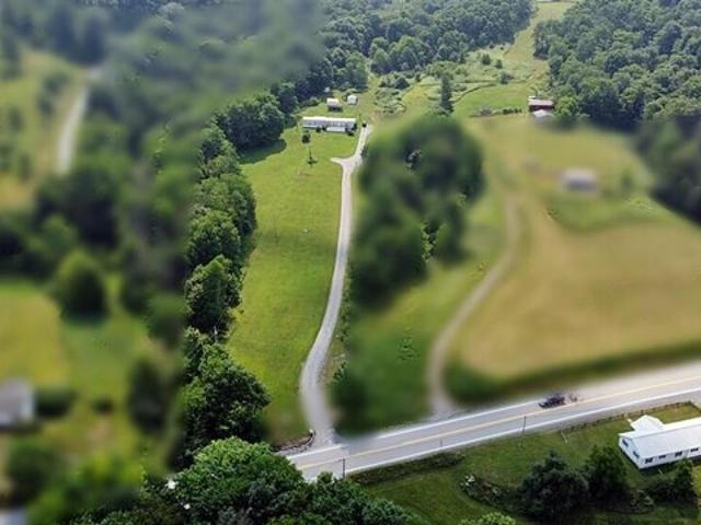 Seneca Trl, Slatyfork, Home For Sale