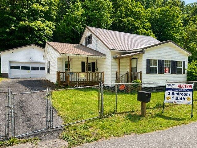 Seng Creek Rd, Whitesville, Home For Sale