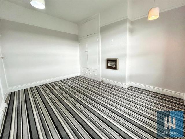 Senior Street, Moldgreen, Huddersfield, HD5