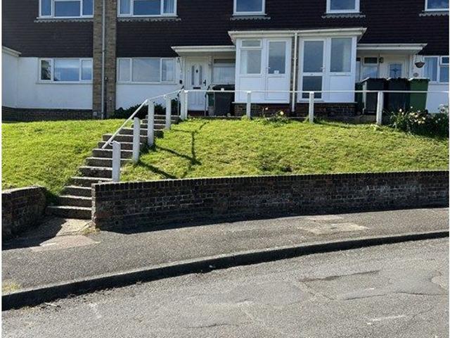 Senlac Way, St Leonards On Sea TN37, 2 bed maisonette to rent, £1,045 pcm | PrimeLocation