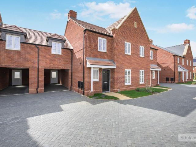 Senliz Road, Huntingdon PE28, 3 bed property to rent, £1,800 pcm | PrimeLocation