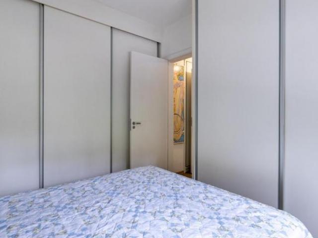 Deslumbrante apartamento para venda em Vila Andrade com 4 quartos, sendo 3 suítes, 170m² remaxares