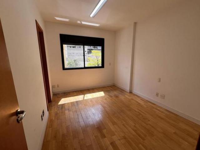 Excelente apartamento para venda em Vila Mariana com 4 quartos, sendo 4 suítes, 207m² maira ykeda