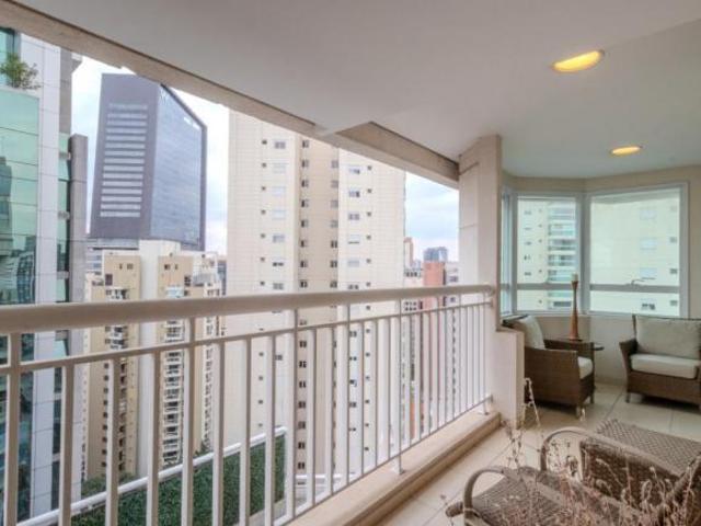 Elegante apartamento para venda em Vila Olímpia com 3 quartos, sendo 2 suítes, 133m² theremaxcolle