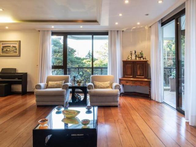 Espetacular apartamento para venda e locação em Perdizes com 3 quartos, sendo 3 suítes, 251m² rema
