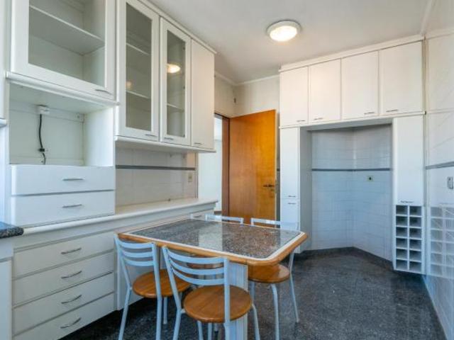 Excelente apartamento para venda em Campo Belo com 4 quartos, sendo 1 suíte, 163m² giseleboassaly#