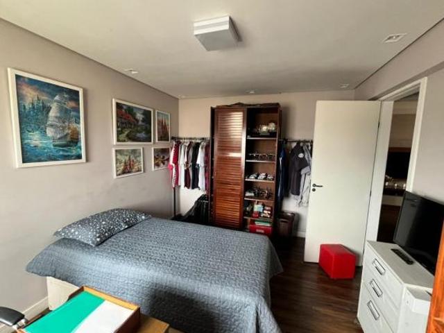Excelente apartamento para venda em Centro com 3 quartos, sendo 3 suítes, 107m²