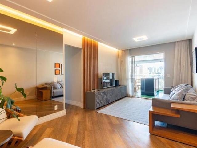 Sensacional apartamento para venda em Chácara Inglesa com 3 quartos, sendo 1 suíte, 115m²