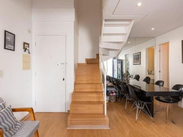 Confortável apartamento para venda em Itaim Bibi com 2 quartos, sendo 1 suíte, 76m²
