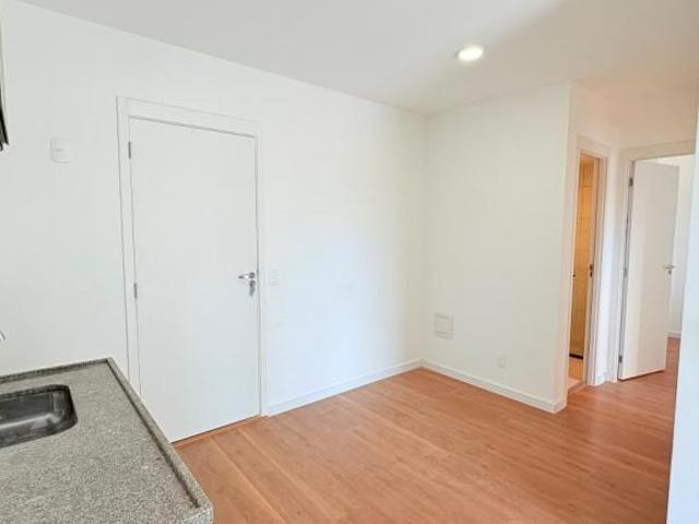 Imperdível apartamento para venda em Lapa com 2 quartos, 41m²