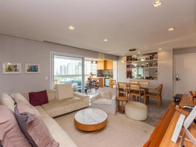 Excelente apartamento para venda em Vila Olímpia com 3 quartos, sendo 1 suíte, 120m²