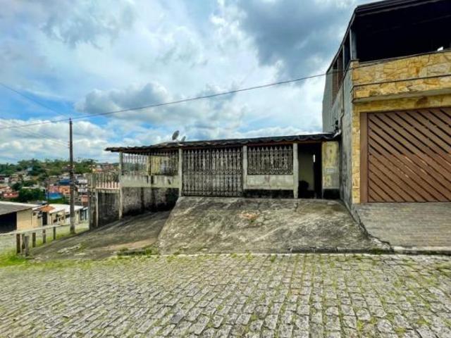 Sensacional casa de vila para venda em Colônia com 2 quartos, 139m²