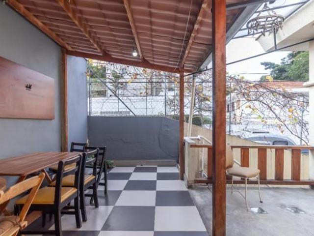 Versátil casa para venda em Alto da Lapa com 3 quartos, sendo 1 suíte, 145m² leilaricci#6M9VV