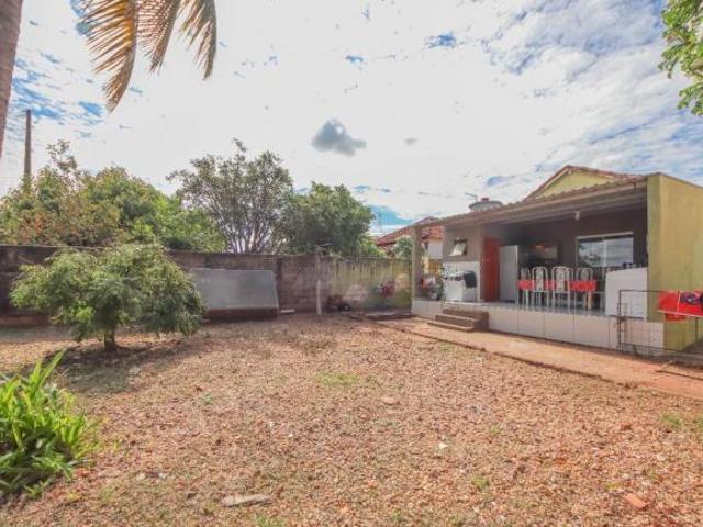 Aconchegante casa para venda em Aparecida com 3 quartos, 104m²