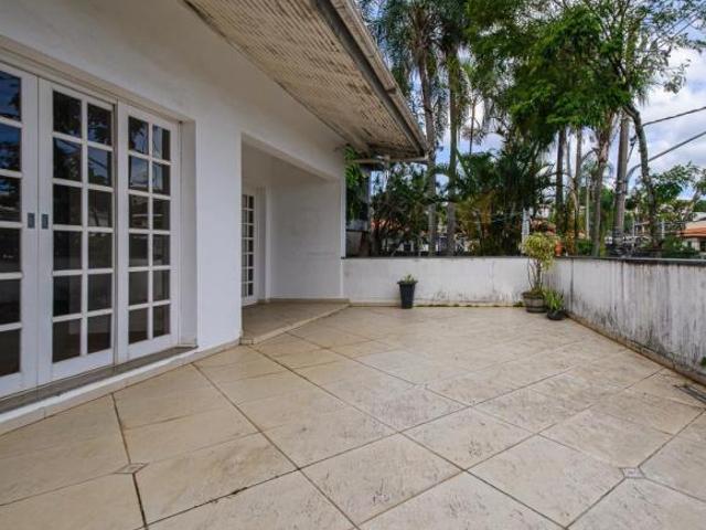 Funcional casa para venda em Jardim Leonor Mendes de Barros com 2 quartos, sendo 2 suítes, 307m²