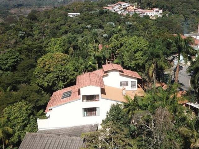 Funcional casa para venda em Jardim Suisso com 5 quartos, sendo 3 suítes, 465m² remaxjoy#PHU5I