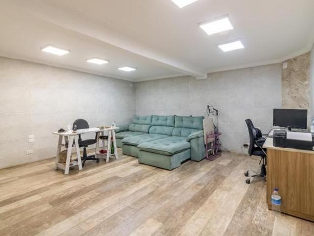 Agradável casa para venda em Pirituba com 2 quartos, sendo 2 suítes, 154m²