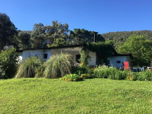 Imperdível casa rural para venda em Campos de Cunha, 500m²