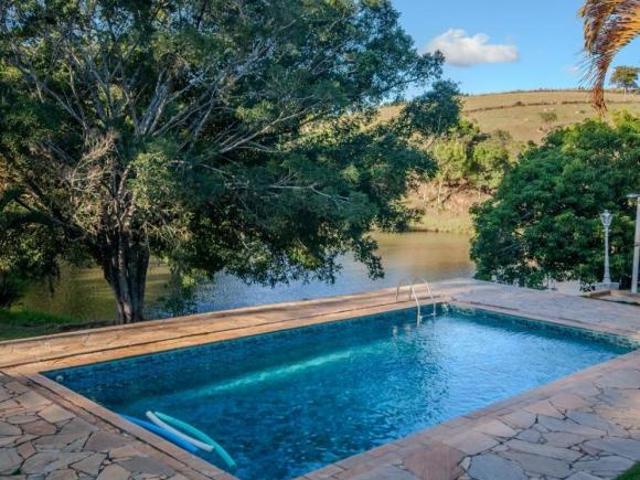 Atraente casa rural para venda em Bairro Pedras de Ouro, 8,000m²