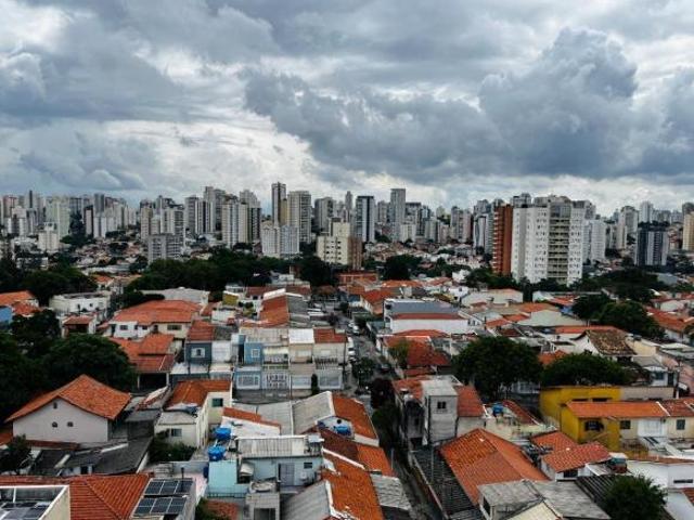 Confortável cobertura para venda em Bosque da Saúde com 4 quartos, sendo 2 suítes, 230m² marianne