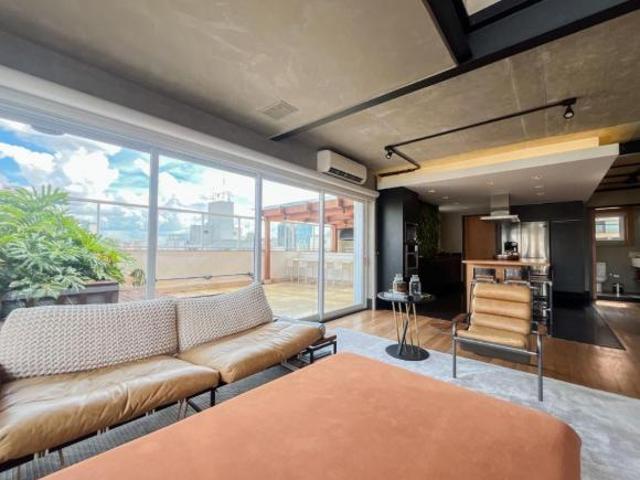 Imperdível duplex para venda em Itaim Bibi com 1 quarto, sendo 1 suíte, 170m²