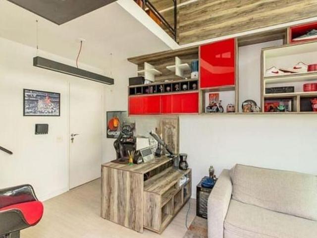 Confortável duplex para venda em Moema com 1 quarto, 44m²