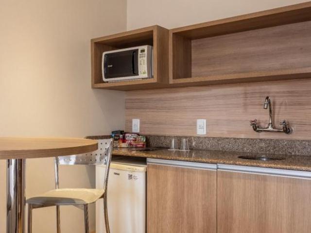 Confortável flat para venda em Praia de Belas com 1 quarto, 38m²
