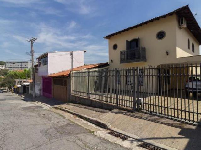 Confortável sobrado para venda em Jardim Cidade Pirituba com 3 quartos, sendo 1 suíte, 210m² remax