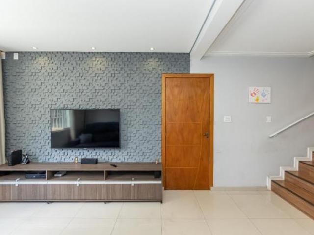 Sensacional sobrado para venda em Jardim Guairaca com 3 quartos, sendo 1 suíte, 154m² remaxagape#Y