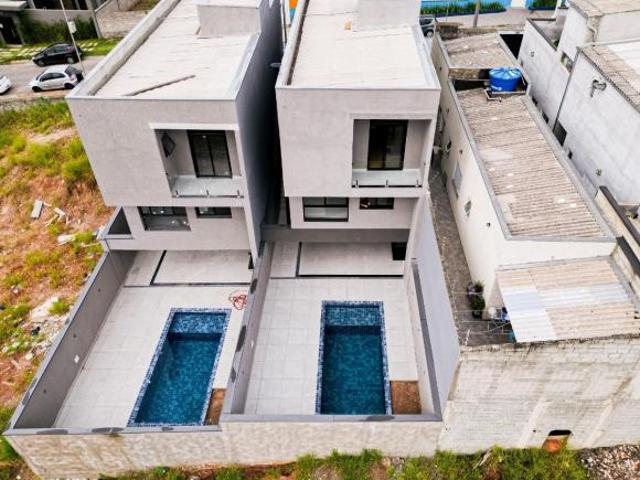 Imperdível sobrado para venda em Portais Polvilho com 3 quartos, sendo 3 suítes, 189m² mlimaosca