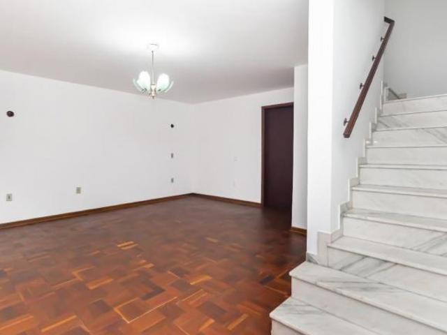 Sensacional sobrado para venda em Vila Alexandria com 3 quartos, sendo 1 suíte, 201m²