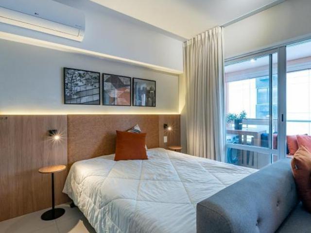 Sensacional studio para venda em Campo Belo com 1 quarto, 45m²