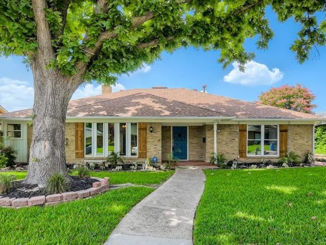 Sensational Prestonwood home with outdoor pool & c