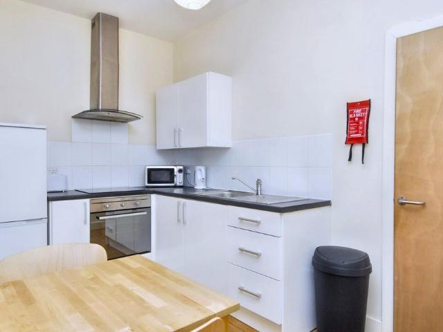 Seaton Avenue Apartment 1, Plymouth