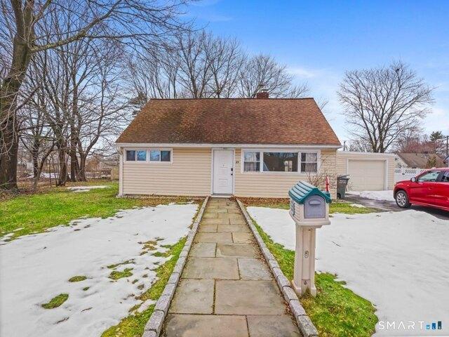 Seaver Cir, Bridgeport, Home For Sale