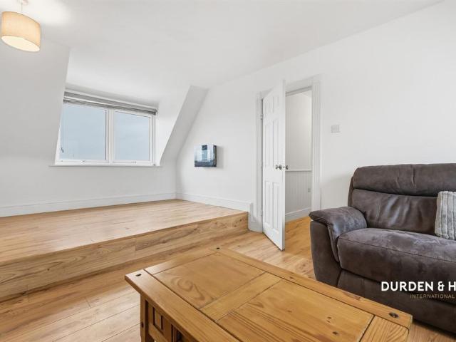 Seaview Avenue, West Mersea, CO5