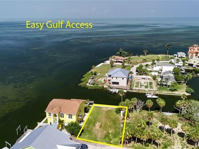 Seaview Blvd, Hudson, FL 34667