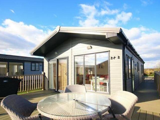 Seaview, Boswinger, 2 Bedroom Lodge