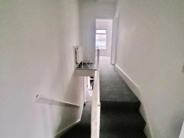 Seaview Road, Shoeburyness SS3 2 bed flat to rent £1,291 pcm £298 pw