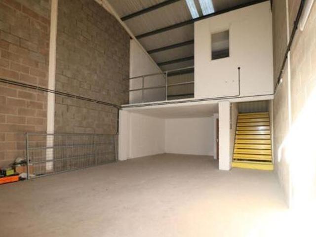 Seawall Road, Splott, Mixed Use Property