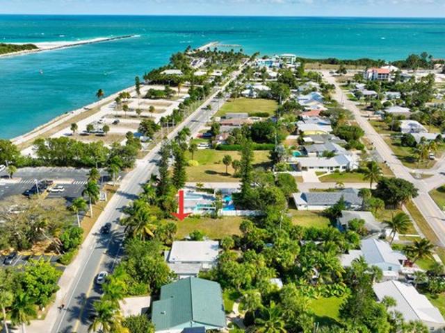 Seaway Dr, Fort Pierce, FL 34949