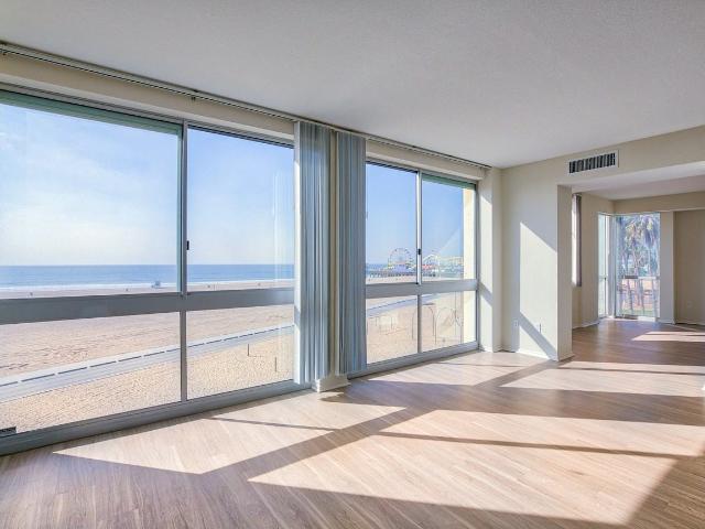 Sea Castle 1 Bedroom Apartment for Rent at 1725 Ocean Front Walk, Santa Monica, CA 90401 Downtown Santa Monica