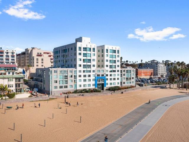 Sea Castle 1 Bedroom Apartment for Rent at 1725 Ocean Front Walk, Santa Monica, CA 90401 Downtown Santa Monica