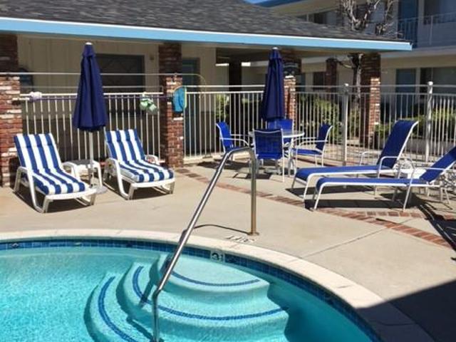 SEA BREEZE APARTMENTS 1 Bedroom Apartment for Rent at 2735 190th Street, Redondo Beach, CA 90278 North Redondo Beach
