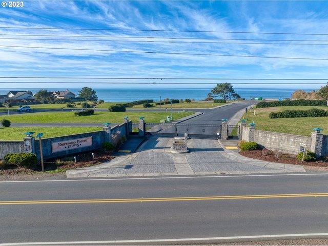 Sea Breeze Way Unit 19, Brookings, OR 97415