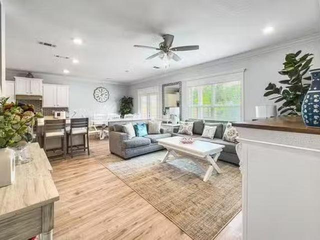 Sea Eagle Lane