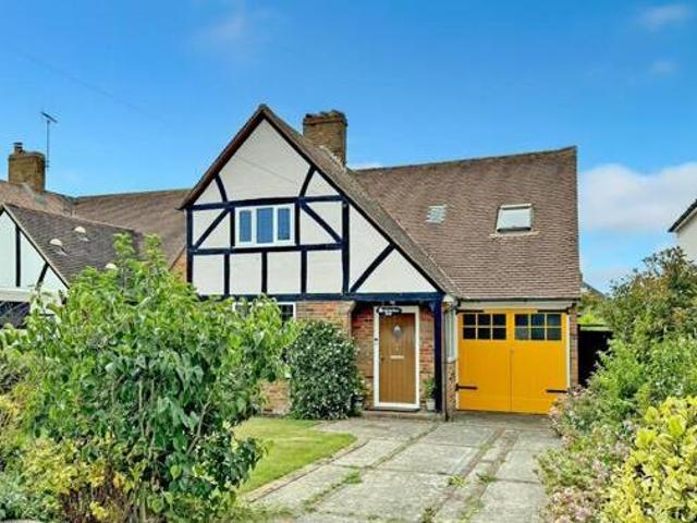 Sea Road, East Preston, 3 Bedroom Detached