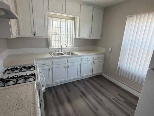 Sea View Apts 1 Bedroom Apartment for Rent at 118 S Pacific St, Oceanside, CA 92054 Downtown Oceanside