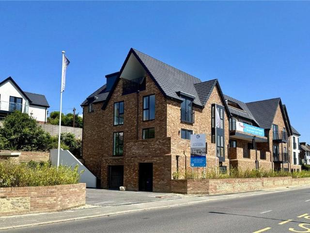 Seabrook Road, Hythe, Kent, CT21 2 bed apartment to rent £1,450 pcm £335 pw