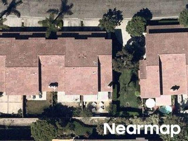 Seabreeze Dr
